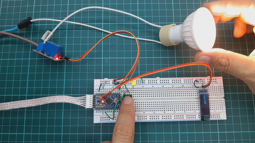 Turn on 220V light with Arduino and oled I2C SSD1306 display – RogerBit
